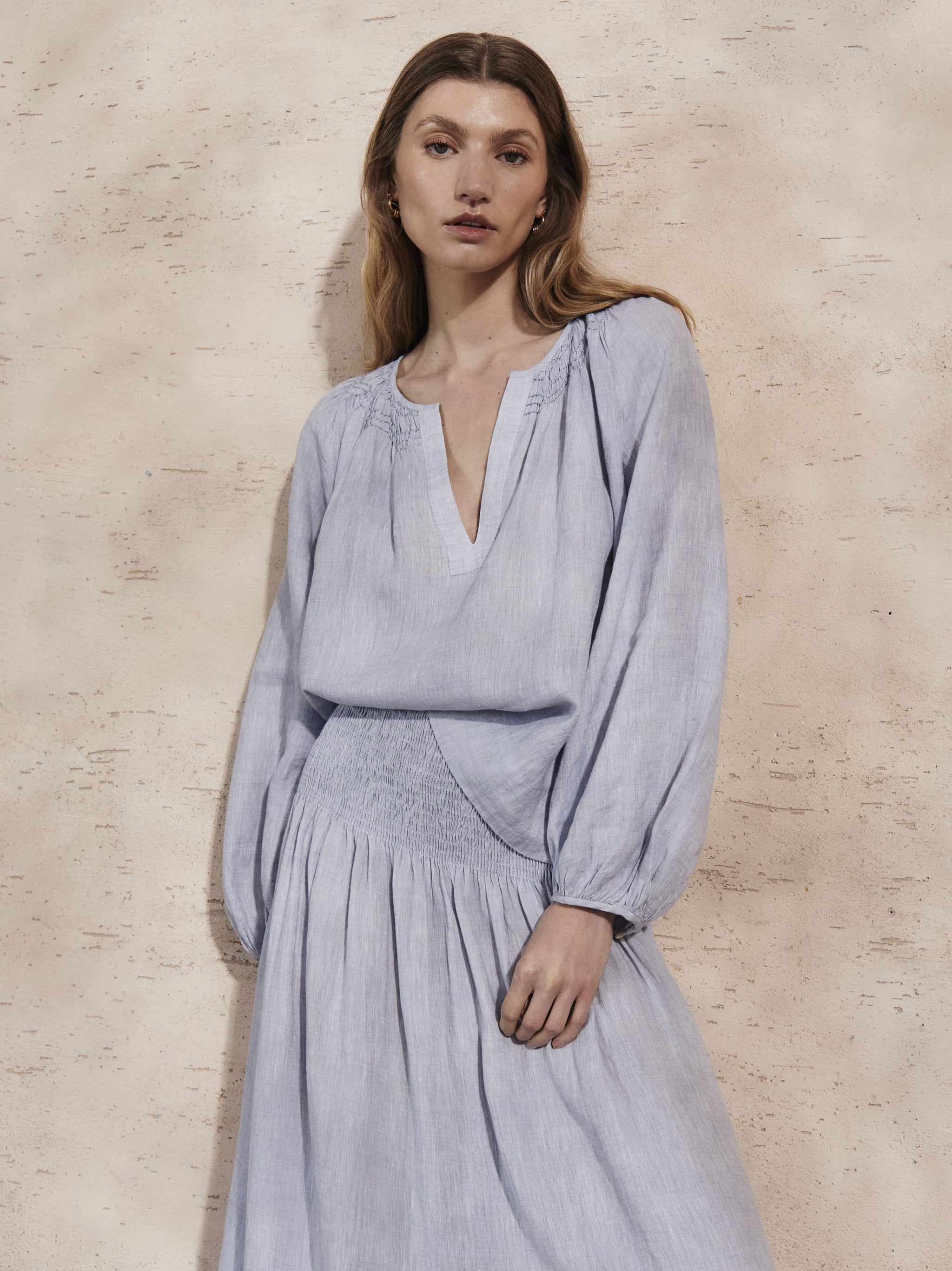 ELIZABETH - Sky Linen Blouse | Mondo Corsini